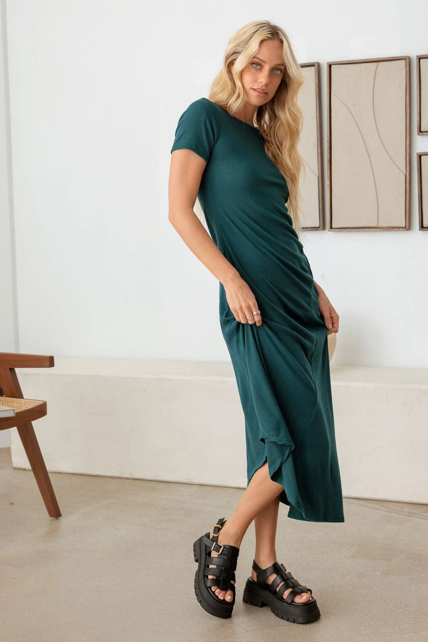 Wholesale Elastic Ruching Asymmetrical Bottom Maxi Dress